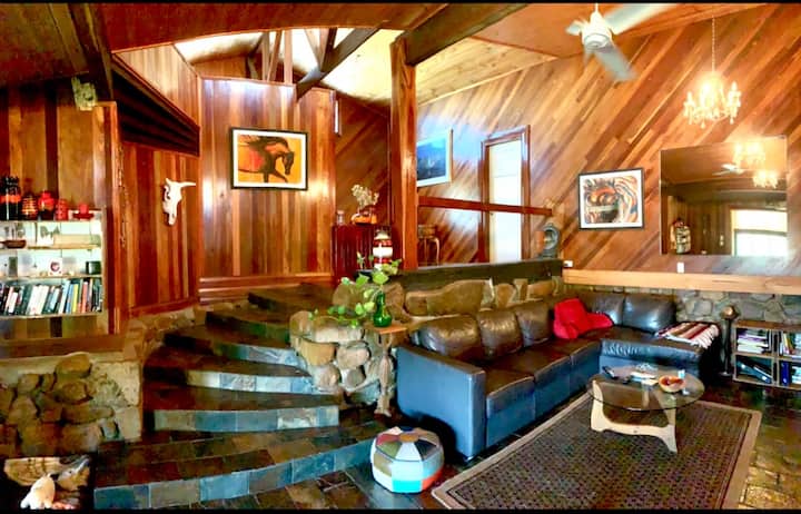 Iron Bark Lodge - Esk