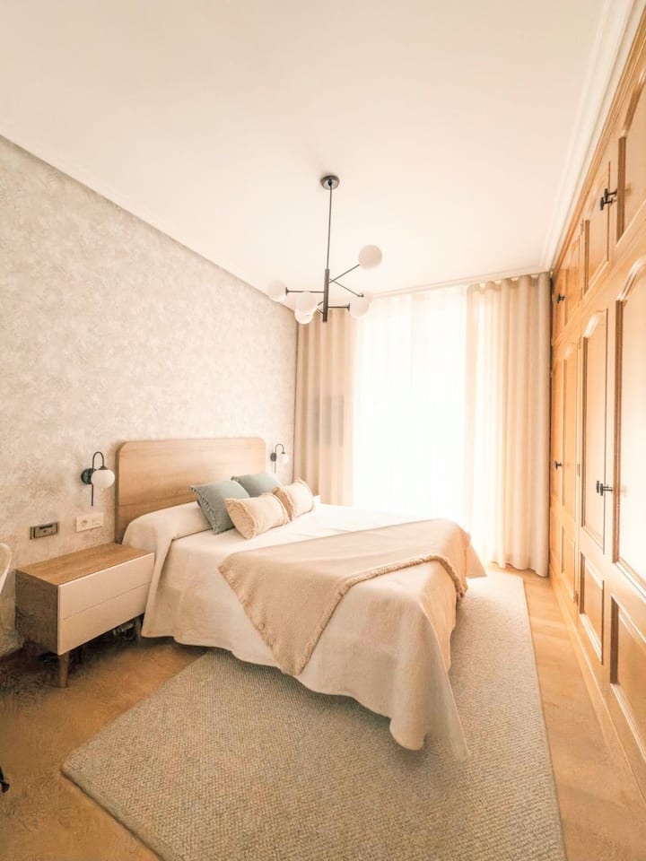 Sunny Apartment In The Center Of San Sebastian - Saint-Sébastien