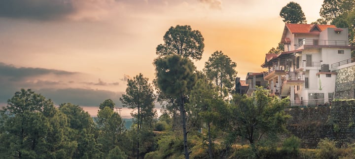 5 Bedroom Serene Luxury Villa - Kasauli