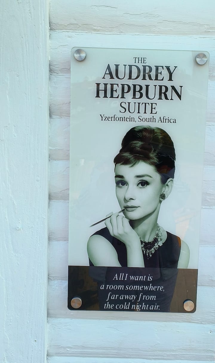 The Audrey Hepburn Suite - Yzerfontein
