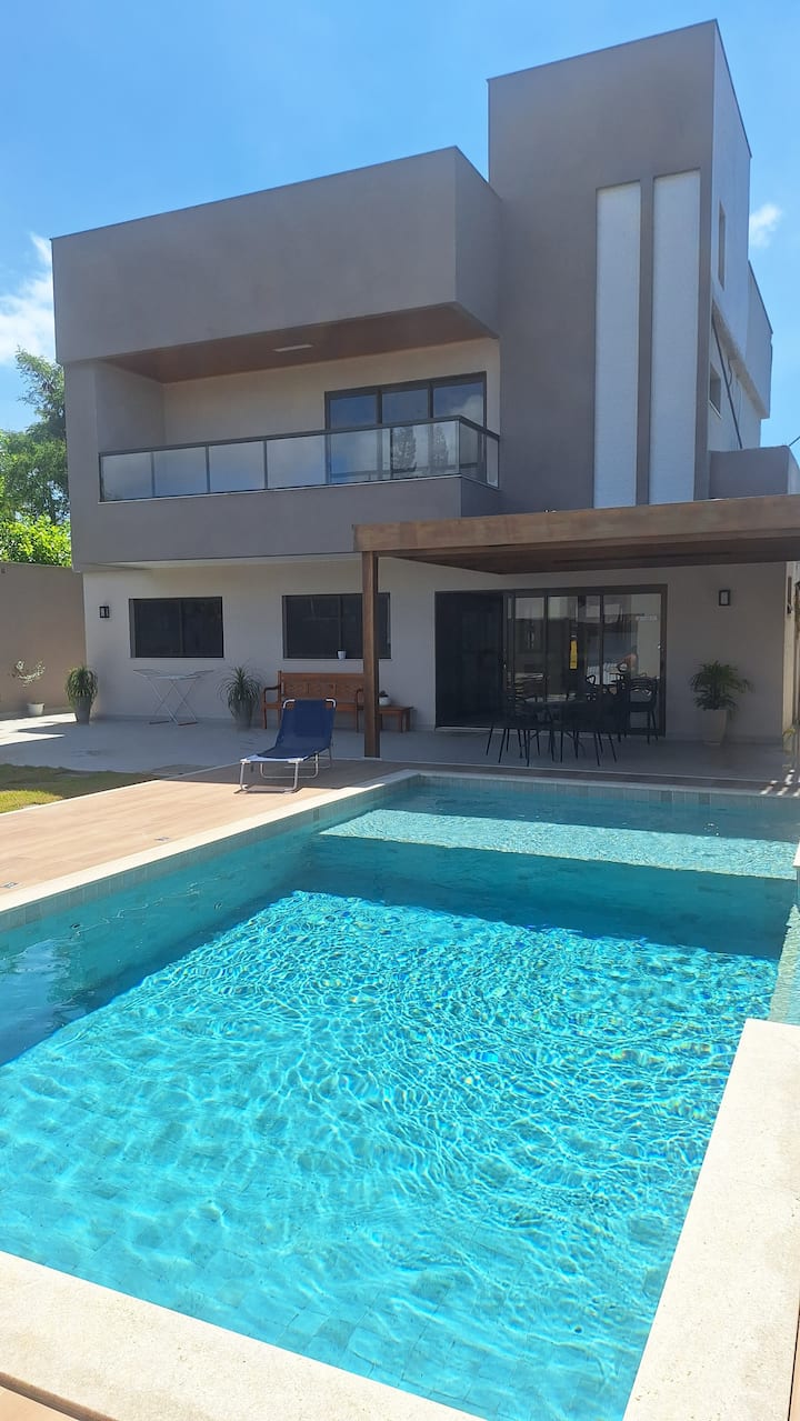 Casa Luxo 4qts Próx Peracanga - Guarapari