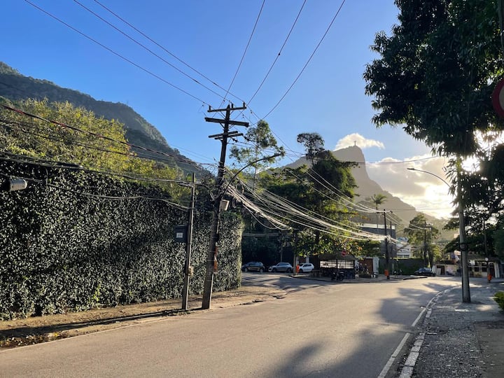 Cantinho Divino - Rio de Janeiro
