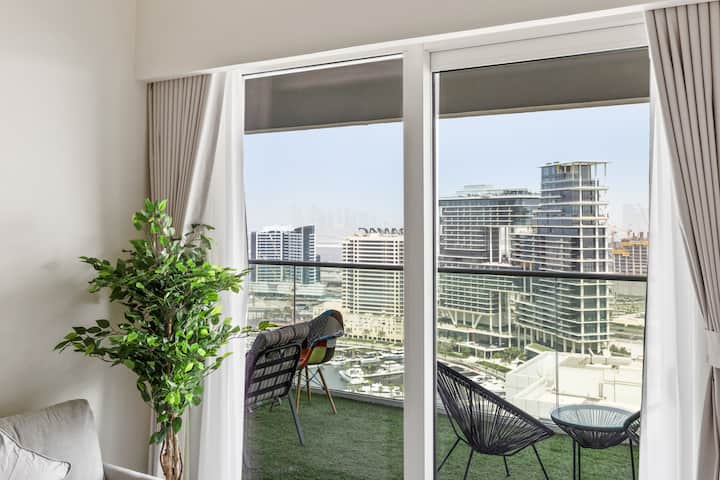 Canal View - 2br In Business Bay - Dubai