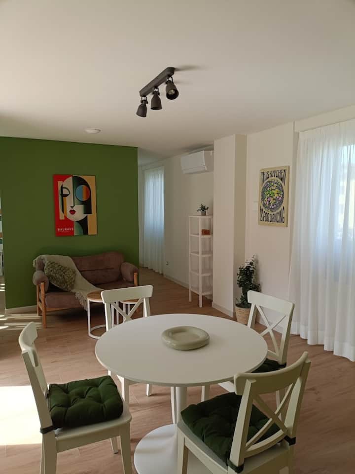 La Corte Dei Mercanti - Plantasia - Stresa