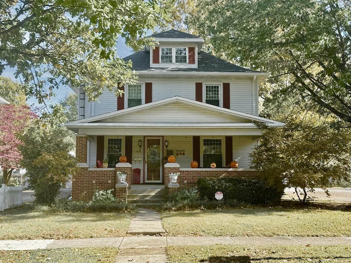 Historic Hawthorne Place - Springfield, IL