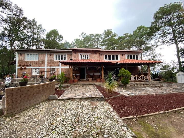 Cabaña En El Bosque • Estancia Familiar Rústica - Tapalpa