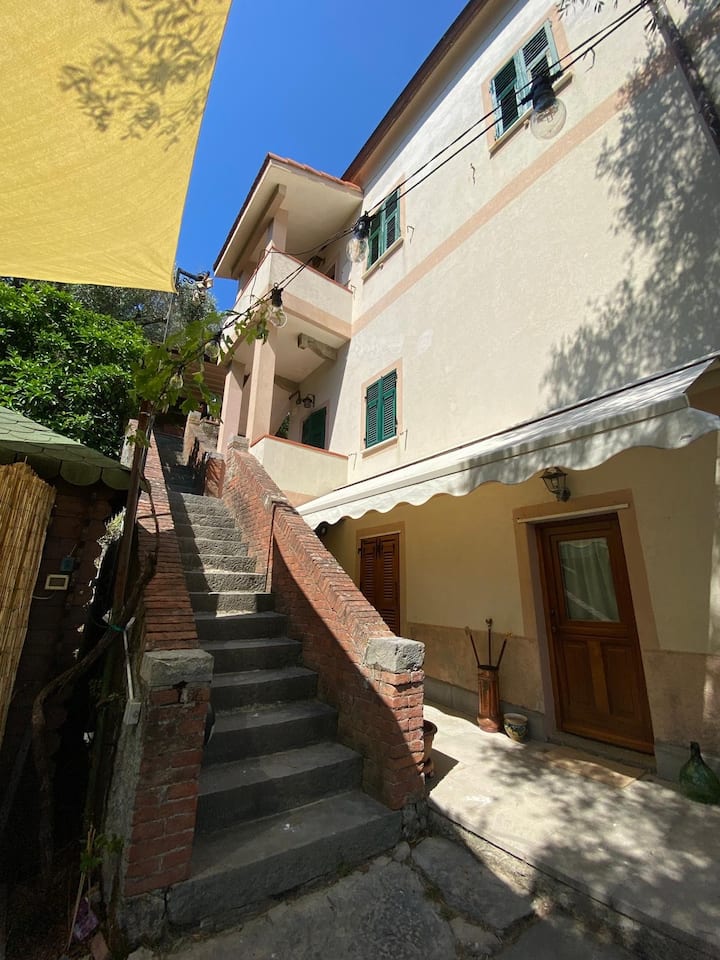 Agriturismo Il Gelsomino:camera 2 Camino - Porto Venere