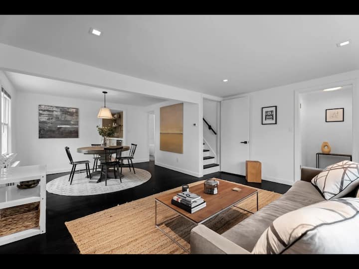 Beautiful North End Modern Home - Fairfield
