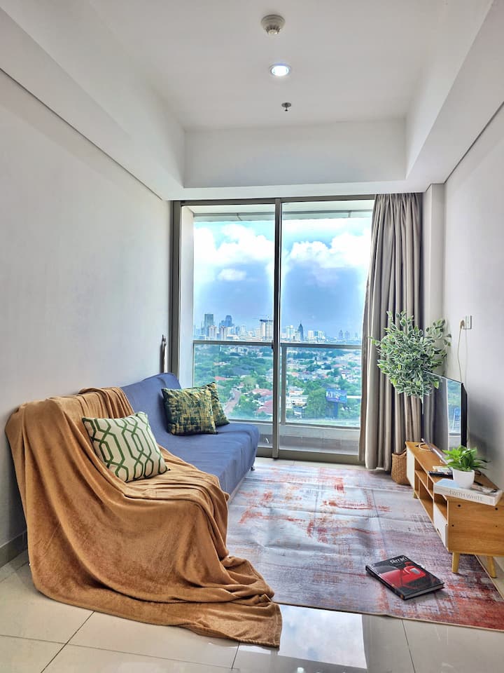 Arcadia Sanliving • 3br + 2 Bath • Inside Mall - Jakarta