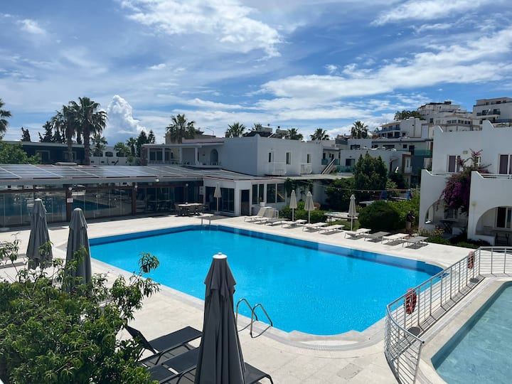 Apartment Room 3 W Shared Pool In Bodrum Gümbet - Bodrum