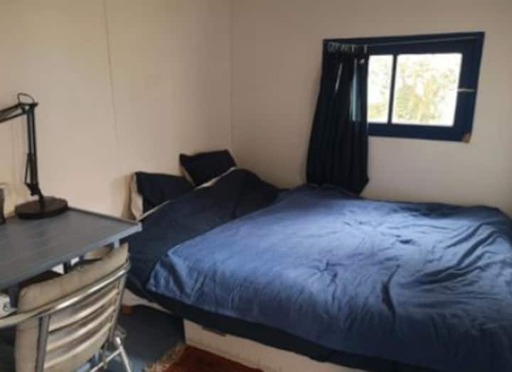 Cabanon Dans Un Joli Jardin - Biarritz