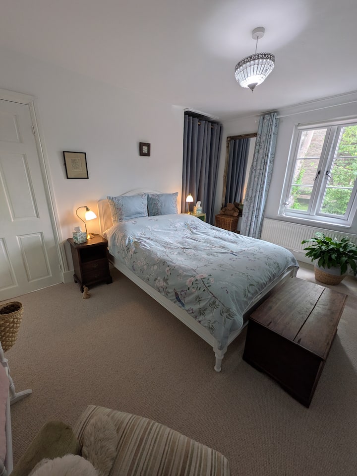 La Maison Jacques: Chambre Bleue - Rudyard Lake