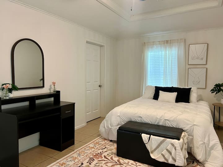 The Port Neches Blue Cottage - Port Arthur, TX