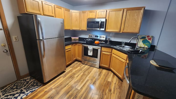 2 Bedroom Steps From Um Stadium, And Downtown - 安娜堡