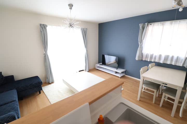 新規オープン！14名ok！一棟貸し切り！無料駐車場有！バス停まで徒歩2分！kids’ Roomあり！ - Fukuoka