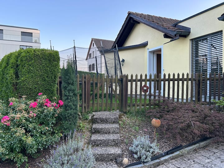 Charmantes Studio Mit Whirlpool - Gossau