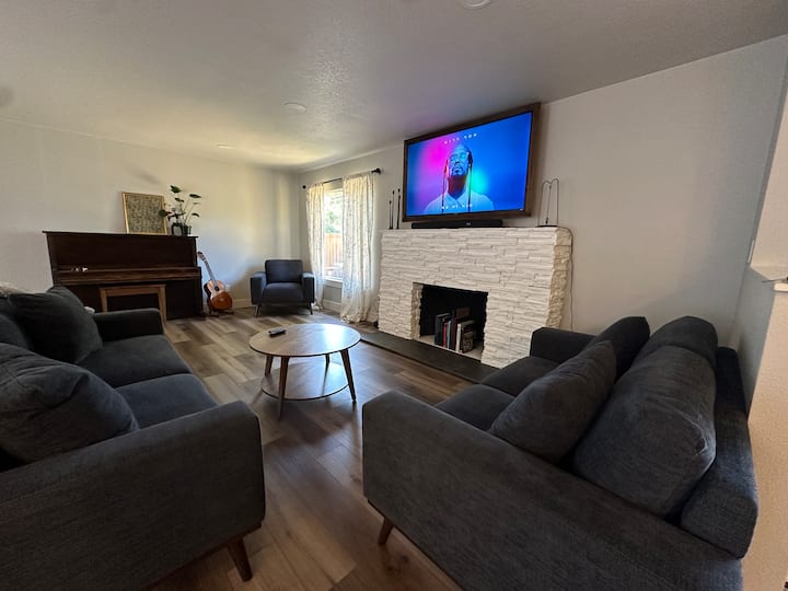 The Sunnyside House - Eugene, OR