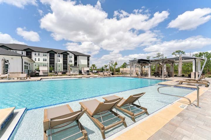 Modern Oasis - Fort Myers