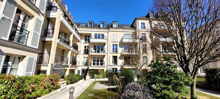 Appt T2 Les Allées Royales Avec Terrasse & Parking - Versailles