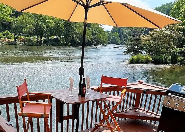 Mountain River Retreat - Bryson City, NC