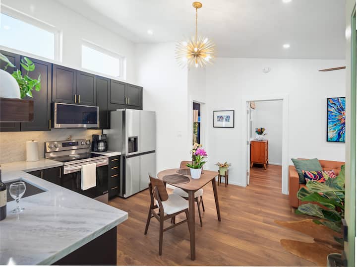 Private Tropical Garden-firepit-sunsets-bay Access - San Diego, CA