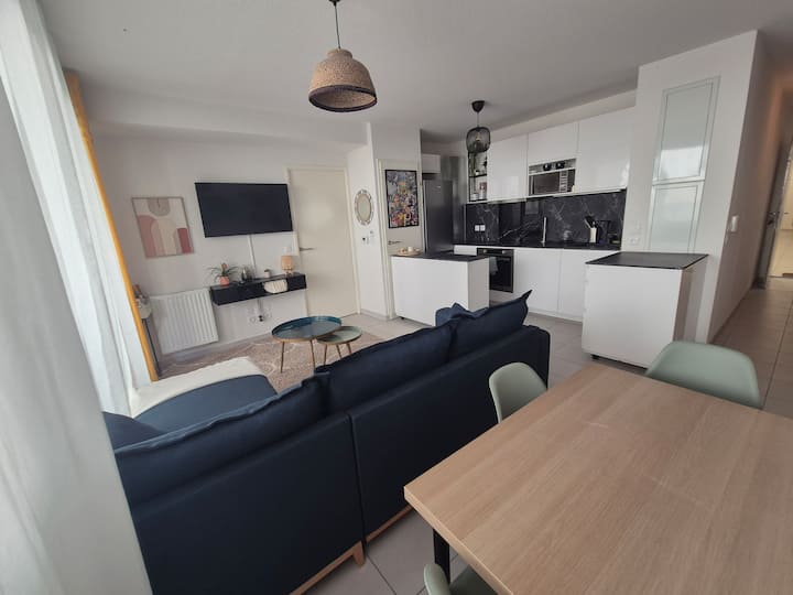 Appartement 2 Chambres/clim/ Tram/parking/terrasse - Saint-Jean-de-Védas