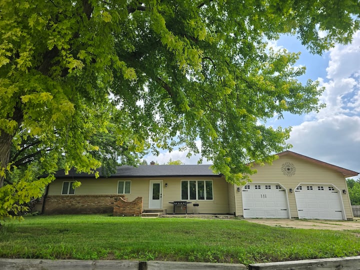 Lakeside Leisure - Yankton, SD