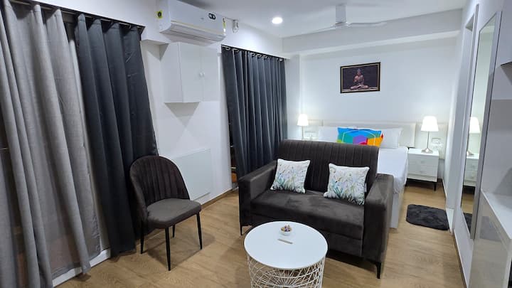 Nest Aerotel Ac Studio@ Airport - Pune