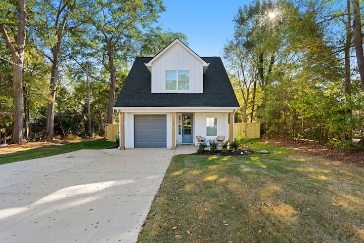 Modern Home In Charming Fountain Inn - City Scape Winery, Pelzer