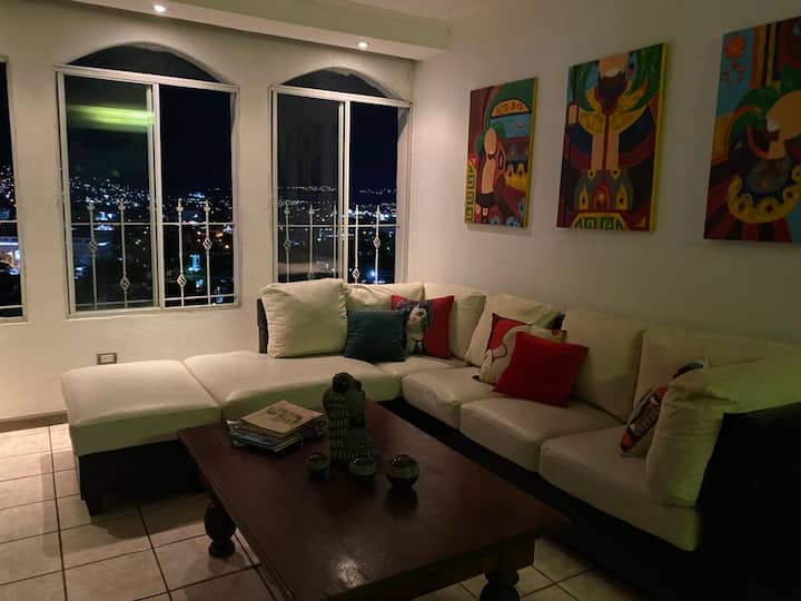 Apartamento Ideal En Lomas Del Guijarro - Tegucigalpa