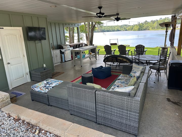 Bungalow On The Water - Greenwood, SC