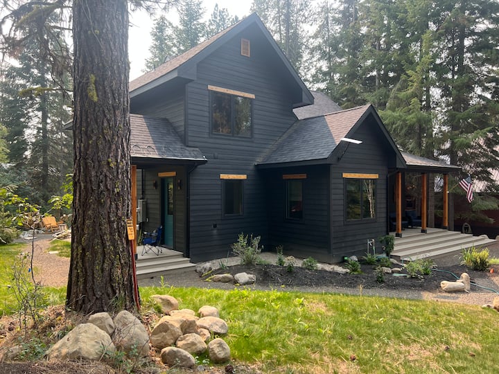 Mccall Night Preserve Ponderosa Cabin - McCall, ID