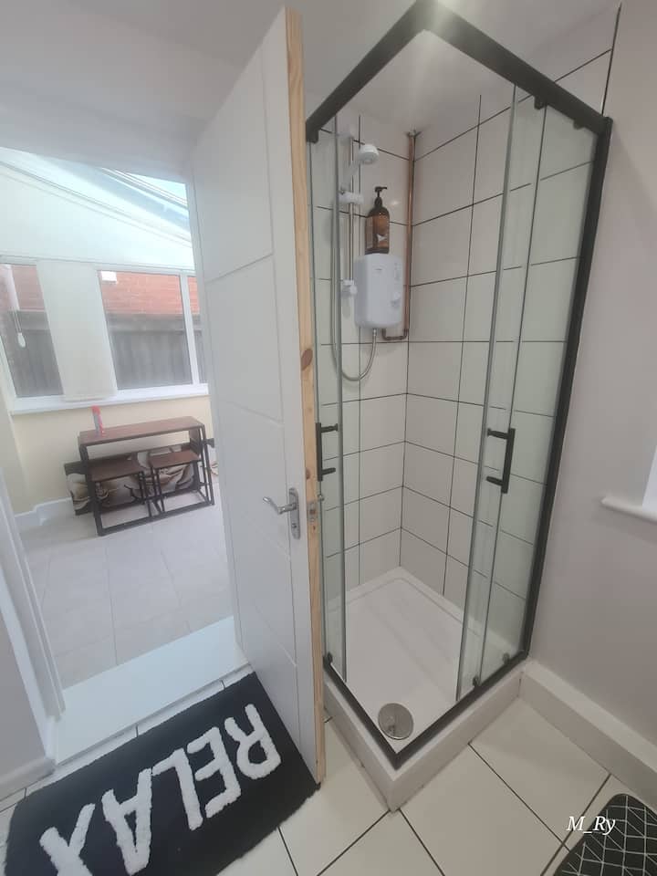 Porcupine Cave 1 - Fareham