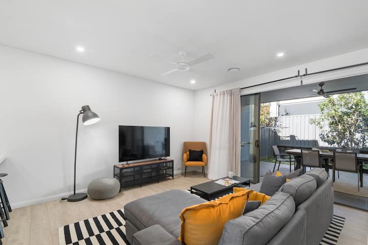 Brigantine Escape—harbourside Comfort Near Beach - Shellharbour