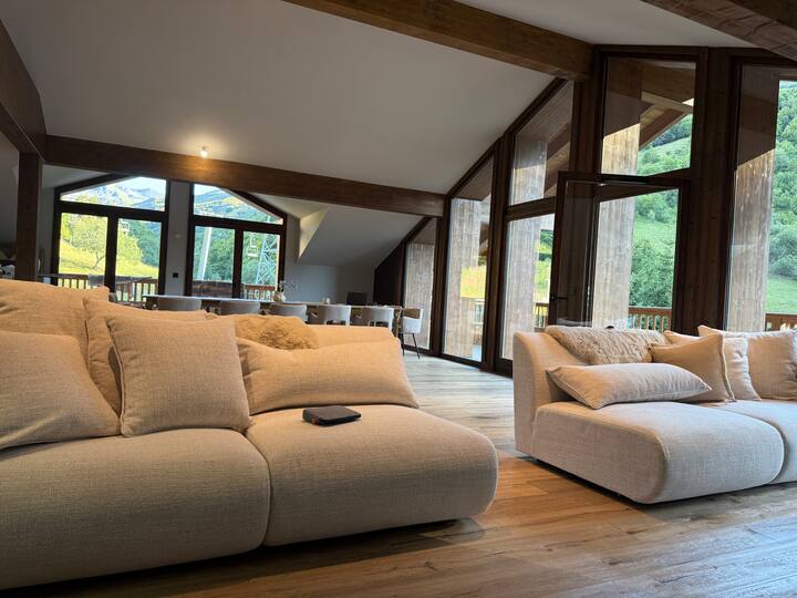 On The Piste Chalet. Ski In/out. - Val Thorens