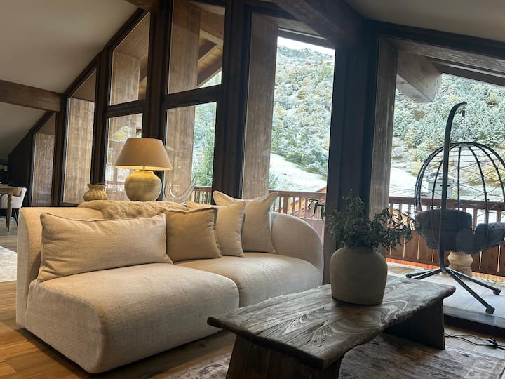 On The Piste Chalet. Ski In/out. Les Menuires (3v) - Val Thorens