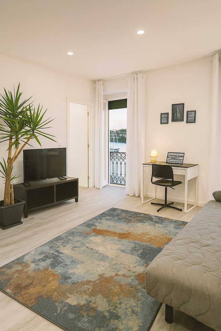 Naval - Marina View Apartment 1 - Mindelo