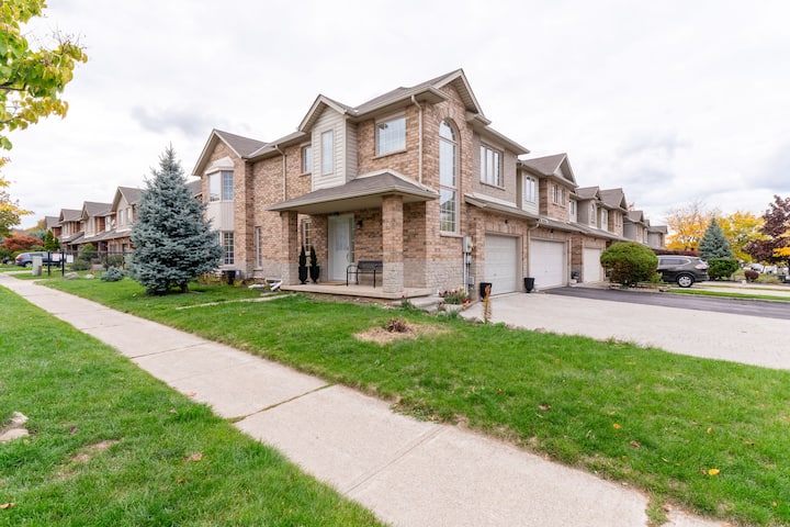 Niagara Corner Residence - Grimsby