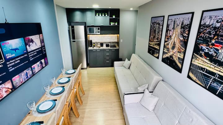 Mv 111b Sofisticado Apto Em Frente Ao Metrô Brás ! - São Paulo