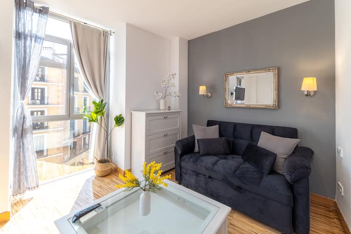 Q Duplex 5* De 2 Hab. En Sol- Mayor Opción Garaje - Madrid