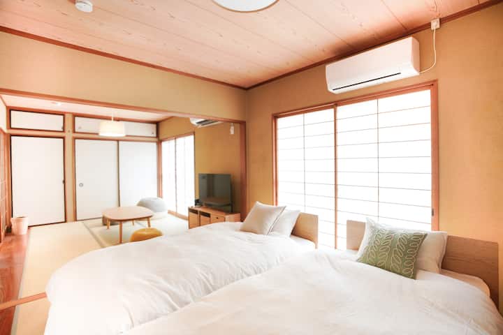 隠れ家のような空間でリフレッシュ！森の中にある洋風の一軒家ペットルームあり - Narita