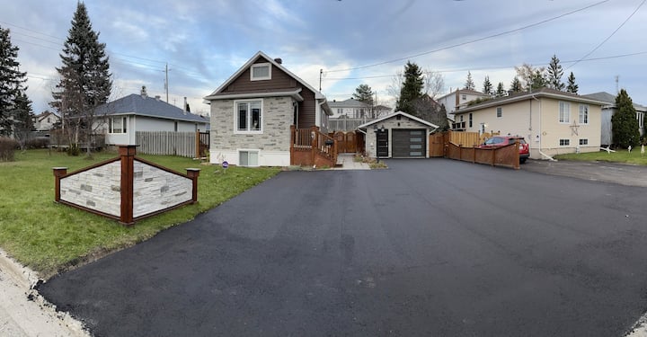 Executive Home - Timmins
