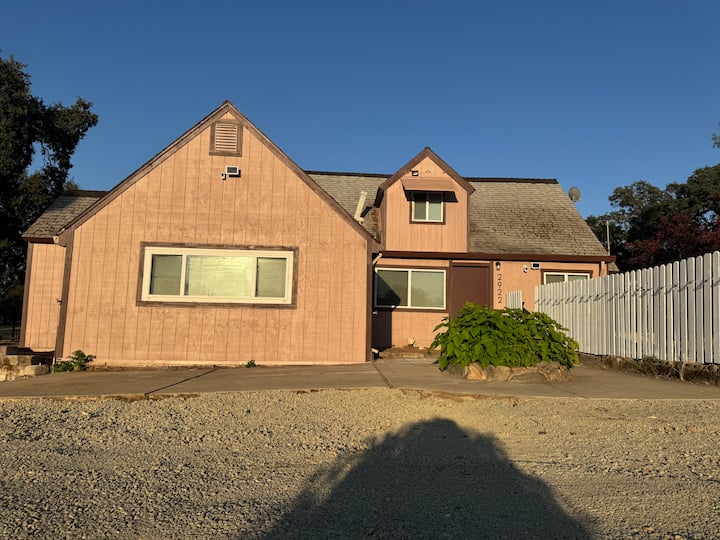 Rose Farmhouse - Roseville