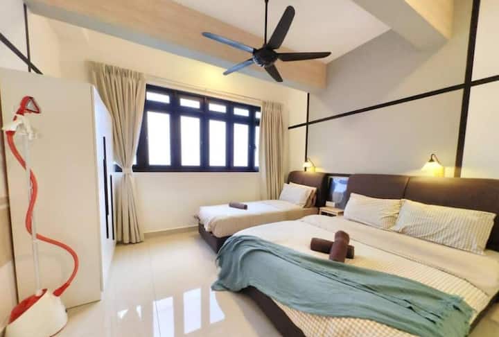 Meridin Sovo 6pax Cozy Legoland Netflix Bystay - Iskandar Puteri