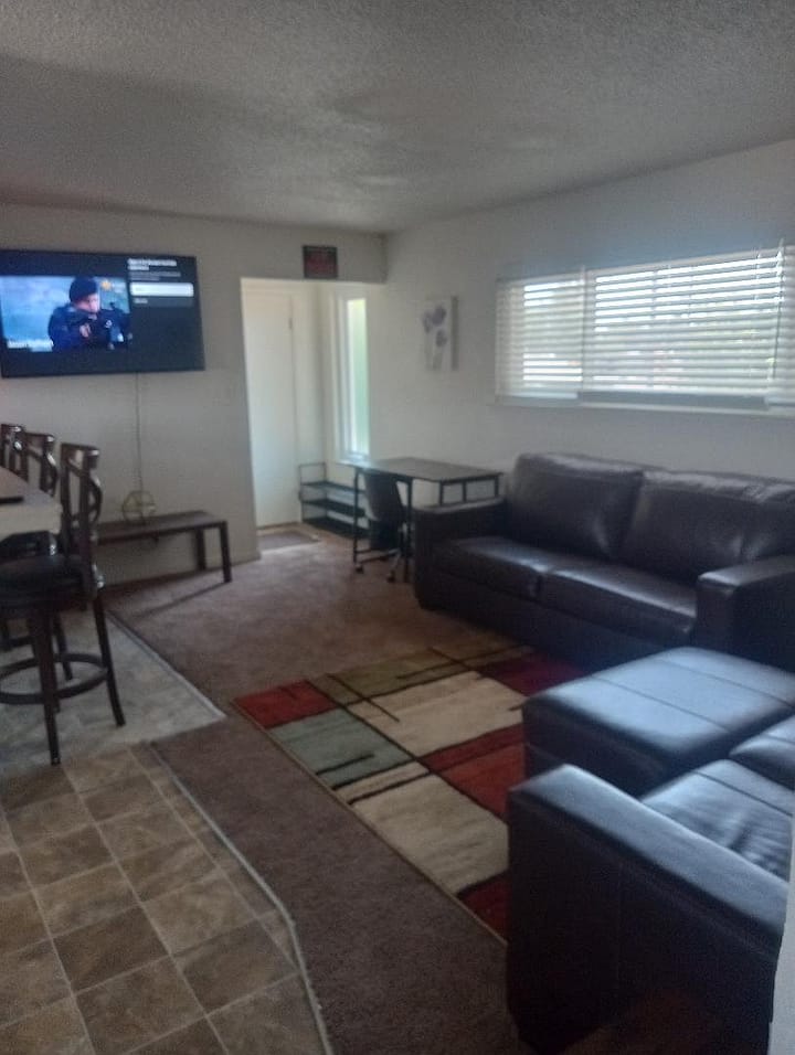 "Fresno Fabtabulous Retreat" - Fresno, CA