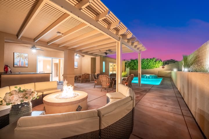 Escape To The Desert: Pool, Spa + Outdoor Lounge - Desert Hot Springs, CA