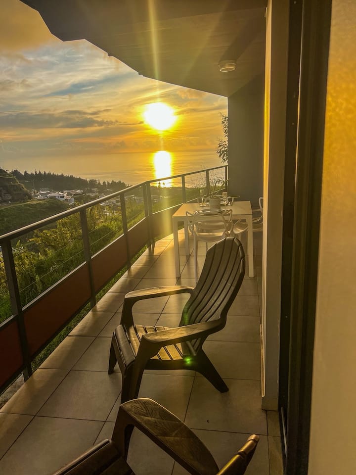 Vue Mer & Montagne – Parking Privé, Piscine - Tahiti