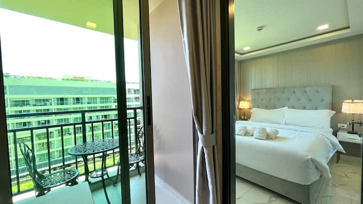 #109 芭提雅网红温馨舒适公寓Arcadia Center Suites带泳池和健身房/月租优惠 - Pattaya City