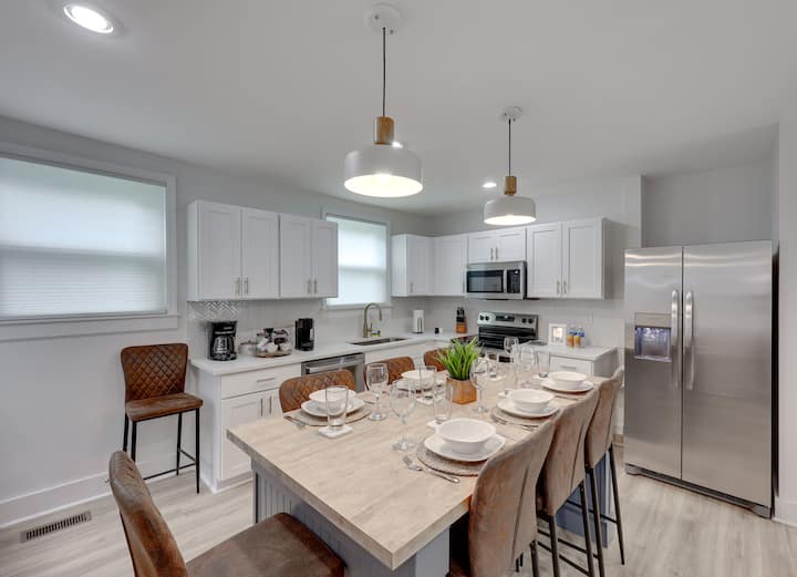 Renovated 3br In Forest Acres | Near Ft. Jackson - Sesquicentennial State Park, Columbia