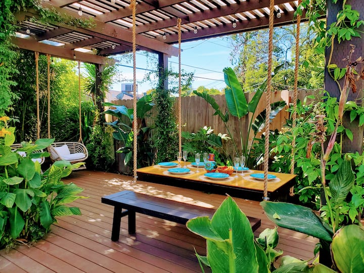 Unique Boho Haven • Steam Room • 5.1 Theater • Gym - 새크라멘토